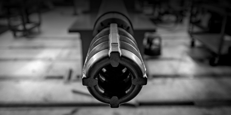 The XM913 Bushmaster® Chain Gun® Developed for the U.S. Army’s XM30 ...